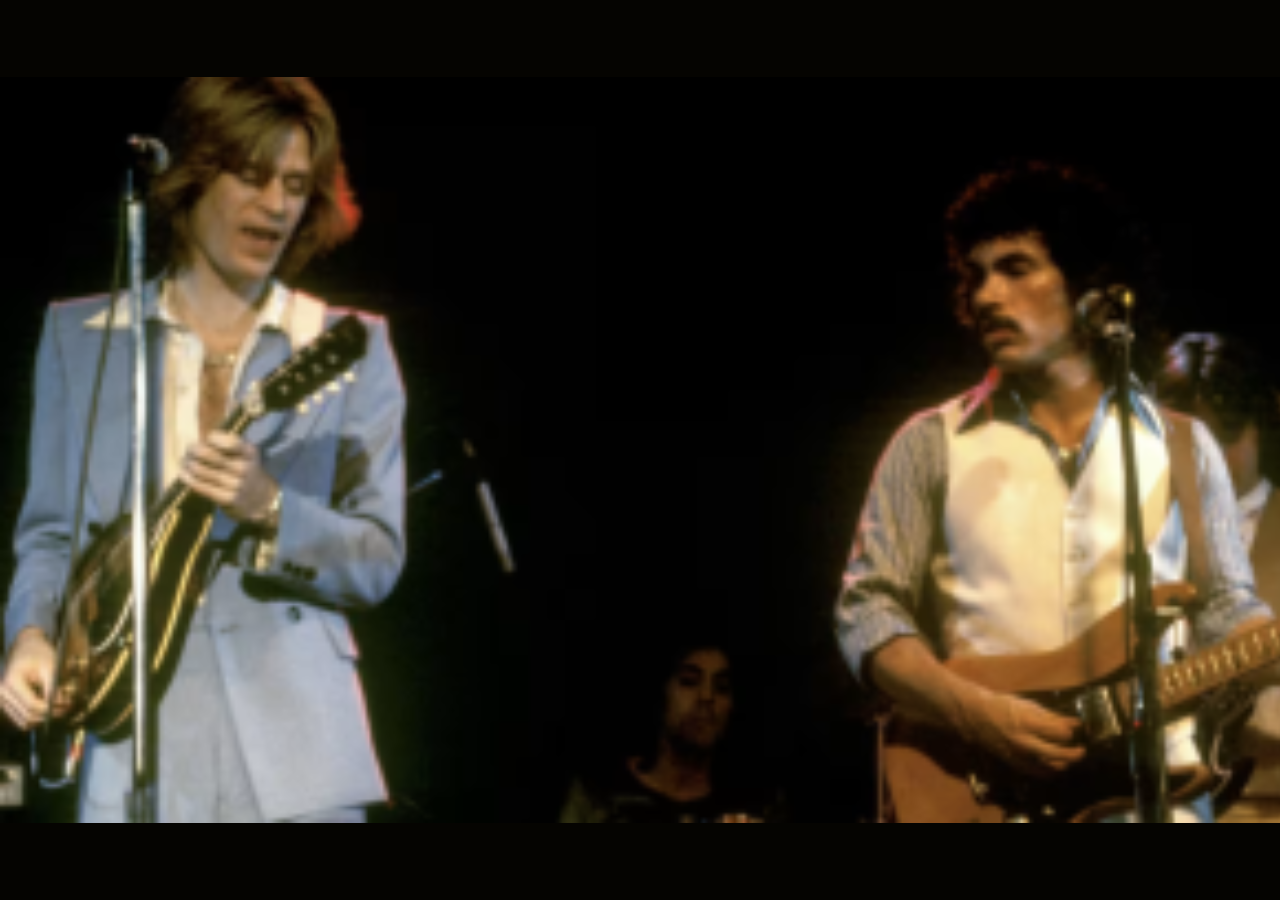 Sara Smile - Hall & Oates (1975)